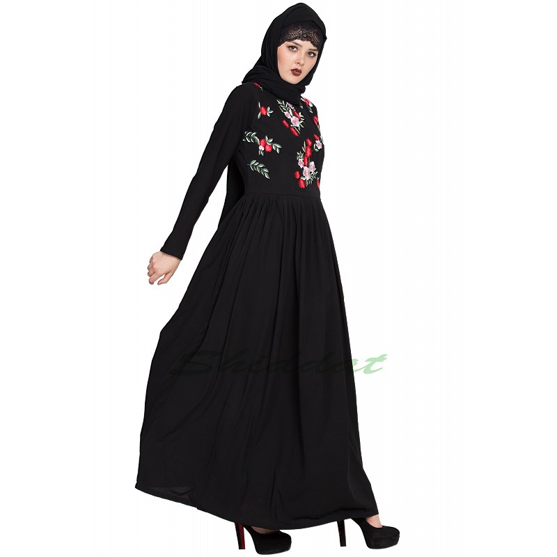 Embroidered abaya online- Buy elegant pleated abaya at www.shiddat.com