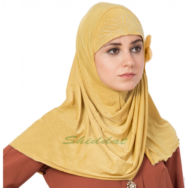 Instant Hijab online- Golden Hijab at shiddat.com